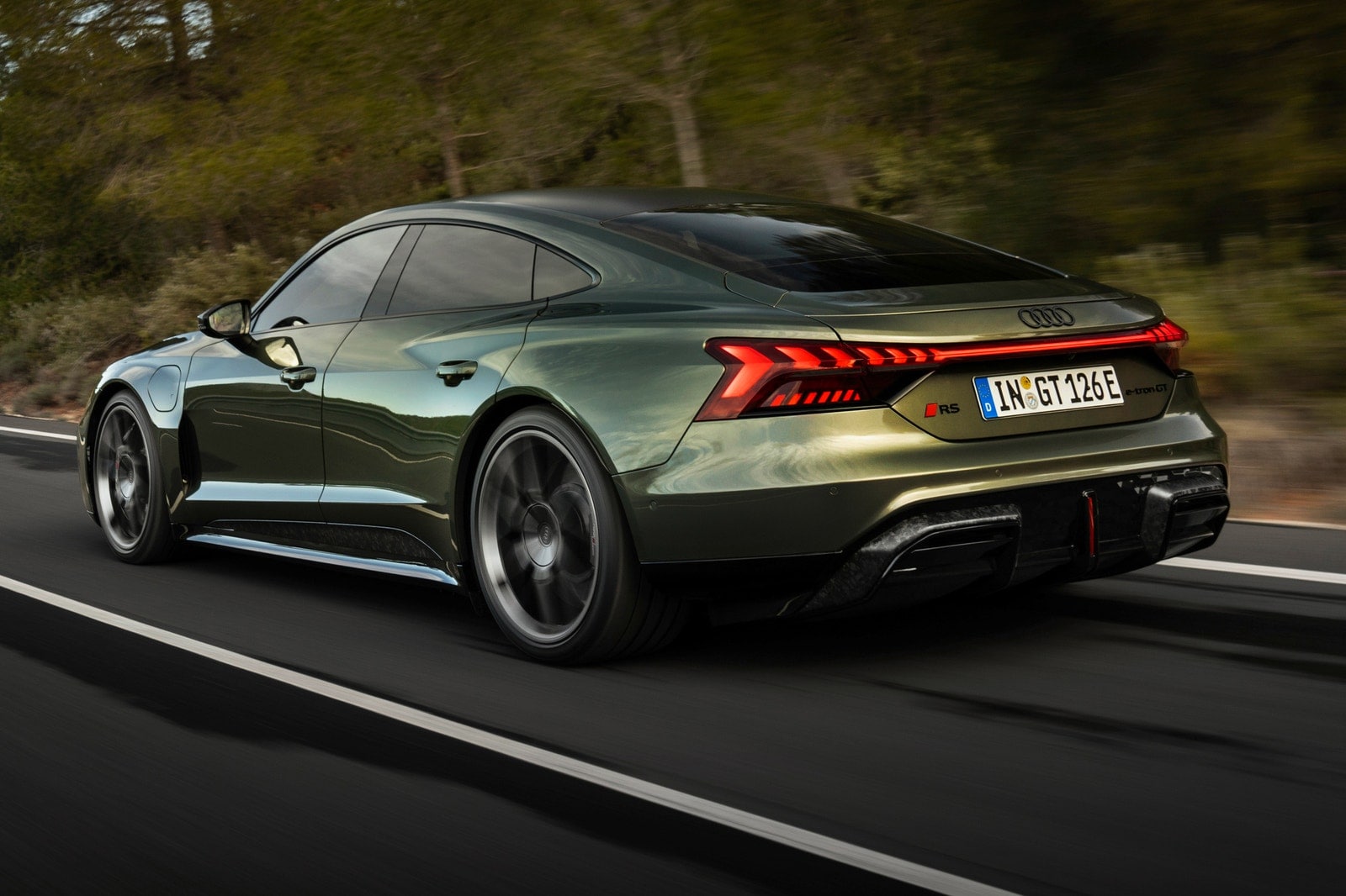 Audi e tron gt back store