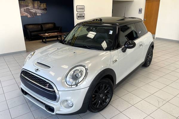 Used 2014 MINI Cooper for Sale Near Me Edmunds